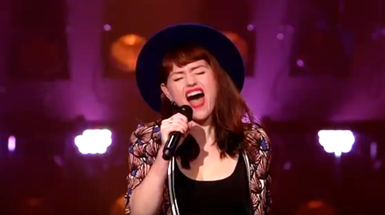Girl On "The Voice Holland" Proves Herself Within Seconds With Unreal ...
