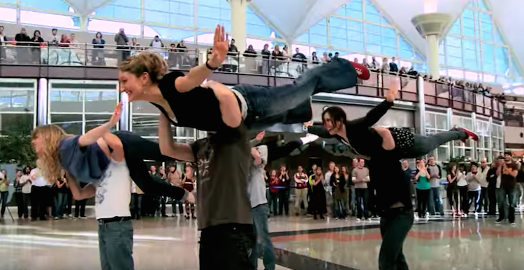 Flash Mob Breaks Out In Denver Airport — InspireMore