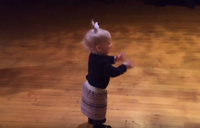 Toddler Refuses To Stop Dancing In Adorable Video – InspireMore