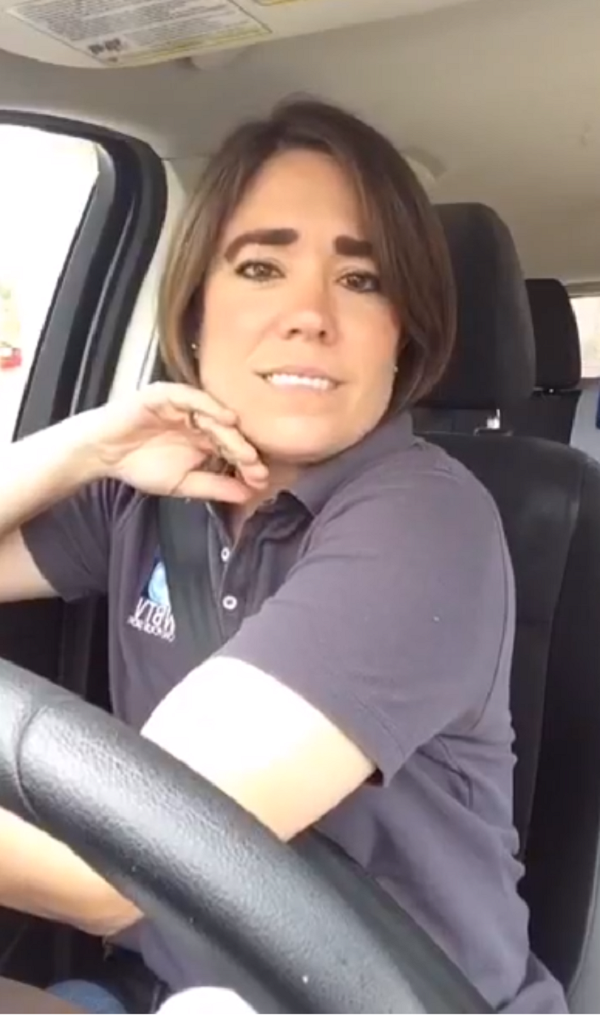 Reporter Kristen Hampton Reviews 3 Second Brows Product - InspireMore