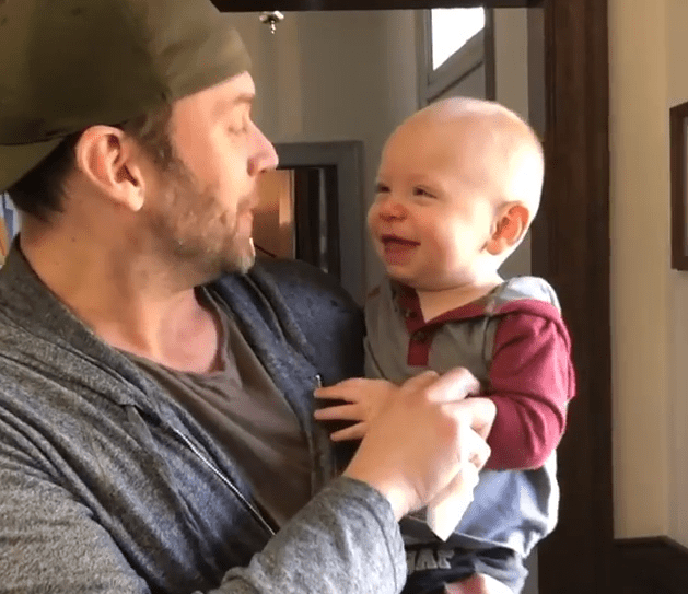 Musician Dad Tries To Teach Baby To Beatbox - InspireMore