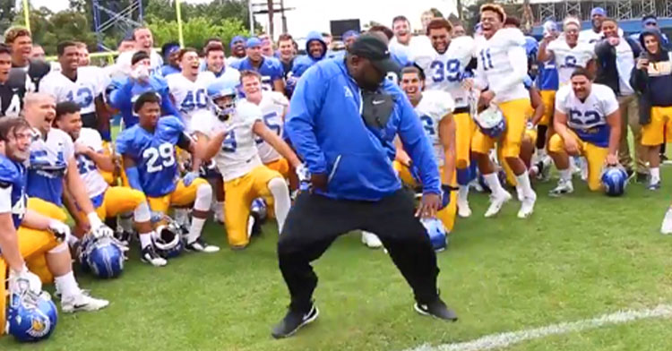Football Coach Does Iconic Hammer Dance For Team. -InspireMore