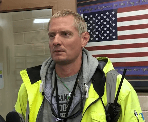 Idaho News Station Surprises Hardworking Dad With Check - InspireMore