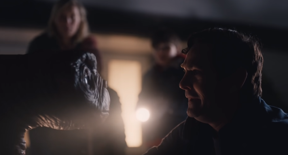 E.T. And Elliott Reunite And Meet Each Others Families. -InspireMore