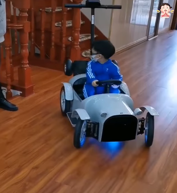 Toddler With Amazing Car Collection Drives Better Than Some Adults ...