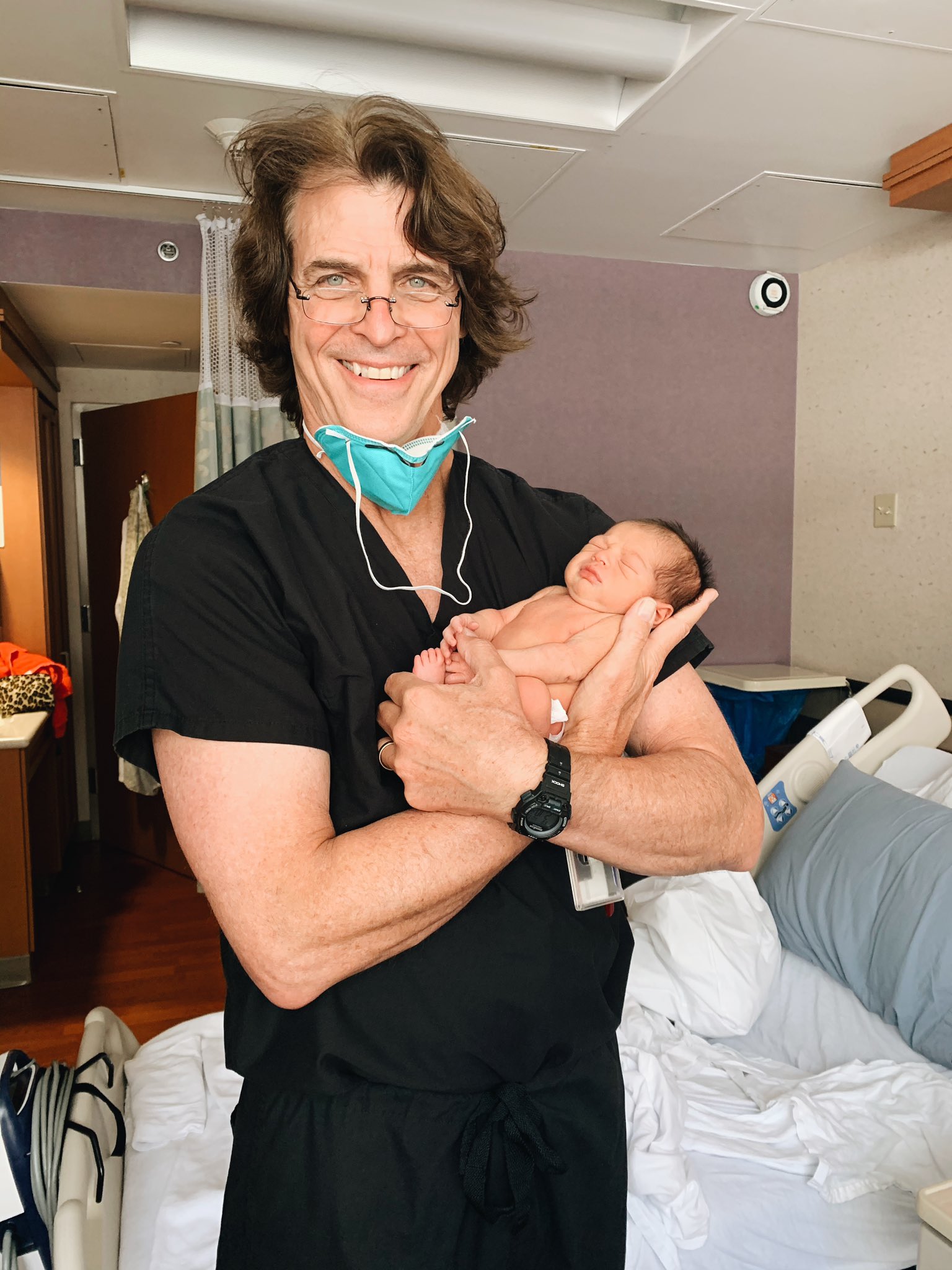 Woman Reunites With Wonderful Doctor Who Delivered Her — To Have Baby ...