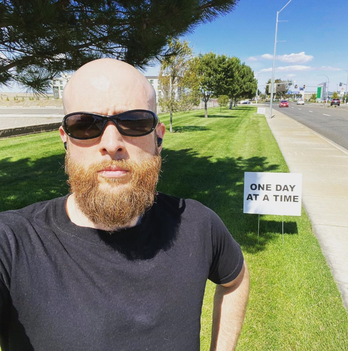 Man Documents His 4-Year Sobriety Journey And His Transformation Is ...