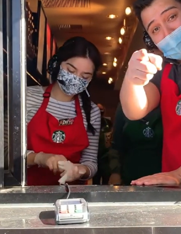 Starbucks Cashier Makes It His Mission To Give Pep Talks To Boy With ...