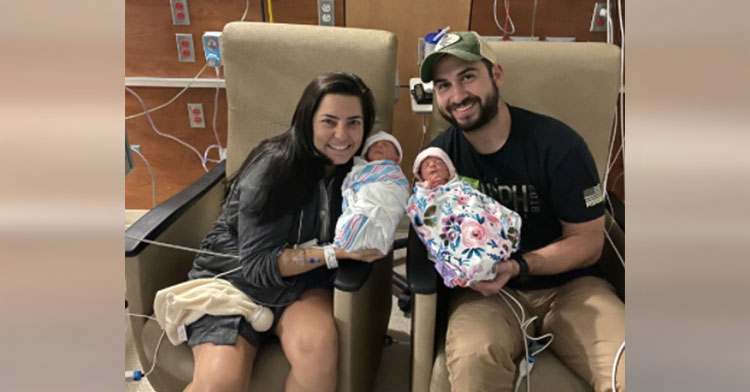 Parents Beat The Odds In Cutest Way By Welcoming 2nd Set Of Identical ...