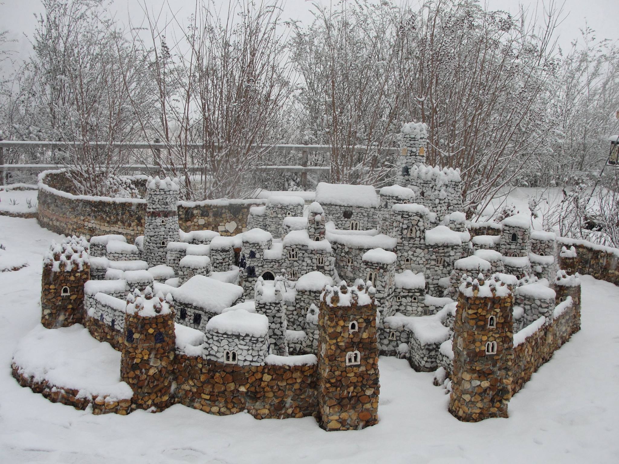 This Couple's Rock Garden Is Blowing Everyone Away With Its Whimsical ...