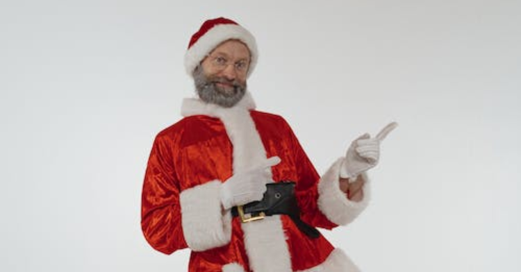 Ho, Ho, Ho: 5 Hilarious Tweets About Jolly Saint Nick.