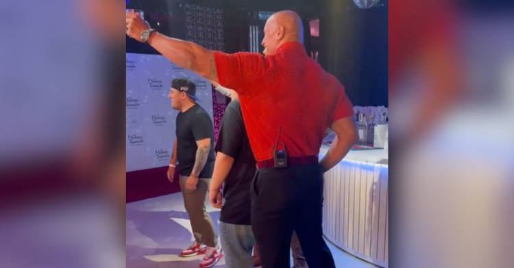 Dwayne "The Rock" Johnson Surprises Fans At Madame Tussaud's In Silly ...