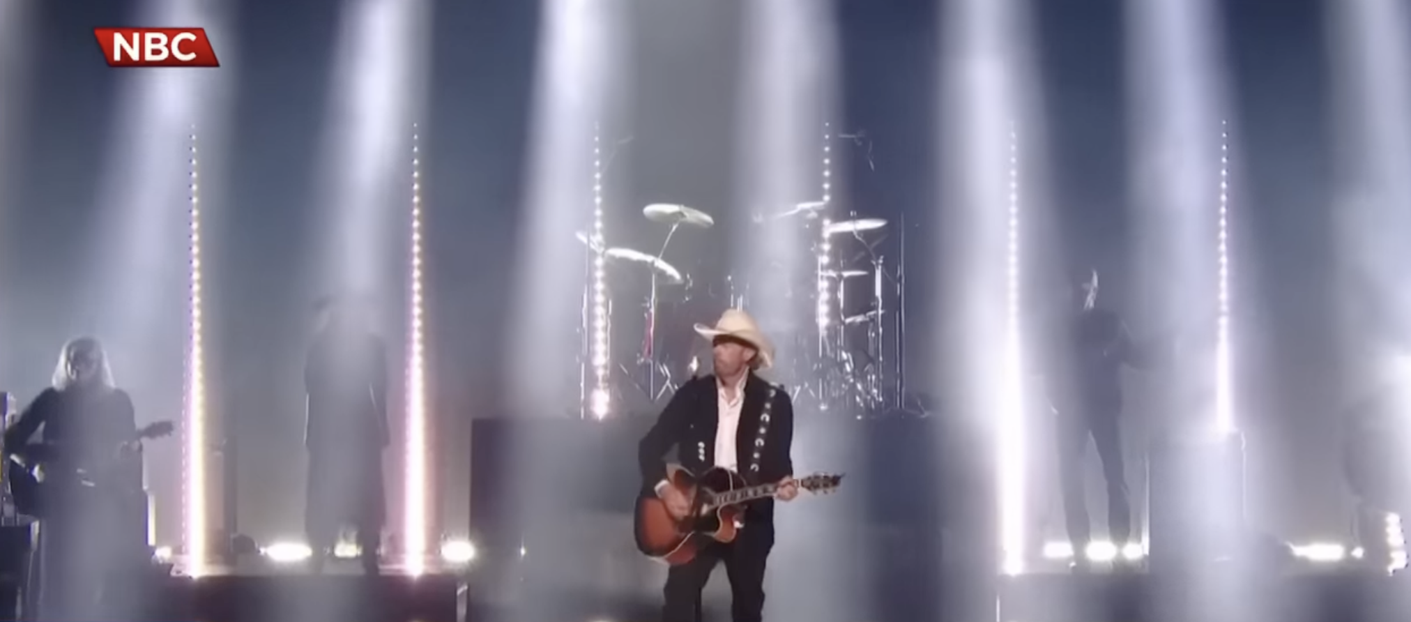 Toby Keith Shares How Faith And Family Have Helped Him Stay Strong ...