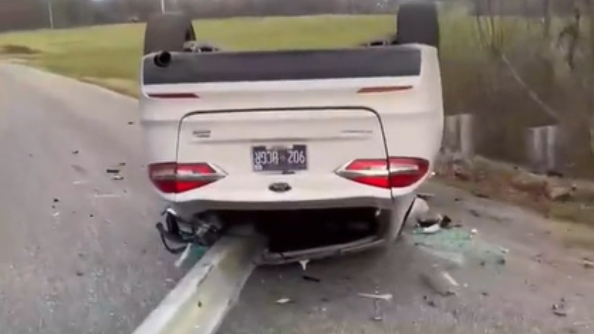 Aftermath Of Teen's Car Crash Shows A True Miracle – InspireMore