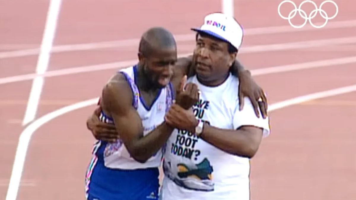 Derek Redmond's Father Helps Him Cross Finish Line