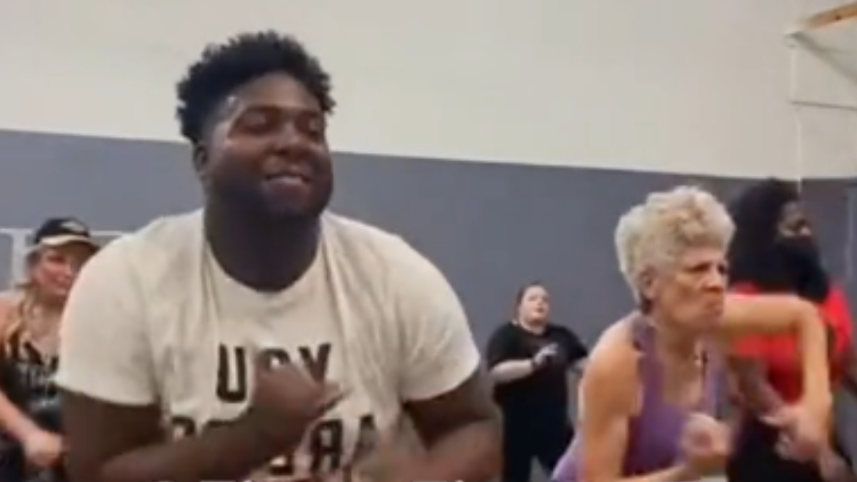 Grandma Tears Up The Dance Floor With Epic Hip Hop Moves – InspireMore