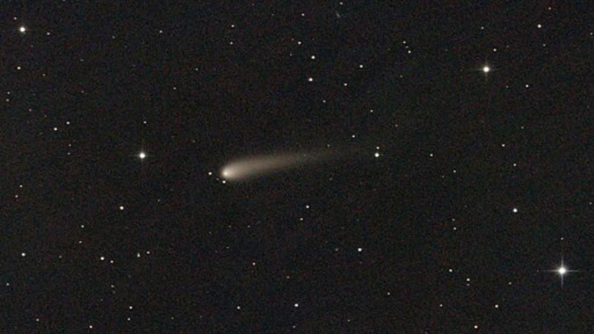 A Comet Bright Enough To Be Seen In Daylight Visible Soon – InspireMore