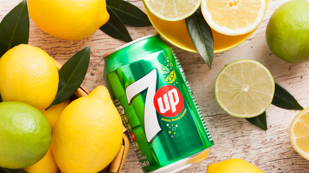 7UP Is Giving Us A Nostalgic Drink This Holiday Season