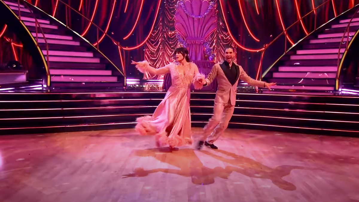 Ilona Maher Gives Sultry Foxtrot During "DWTS" Soul Train Night