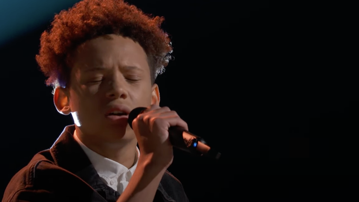 Gwen Stefani Gives 14-Yr-Old Second Chance On "The Voice"
