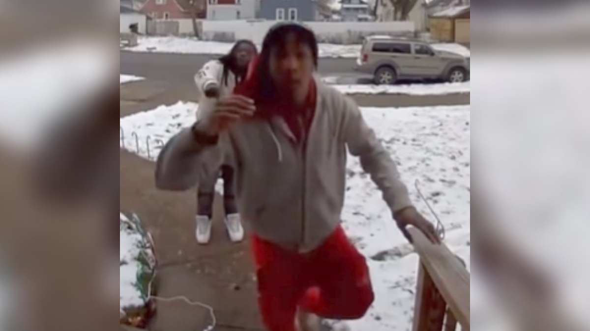 Teens Spot Fiery Extension Cord & Jump In To Prevent House Fire ...