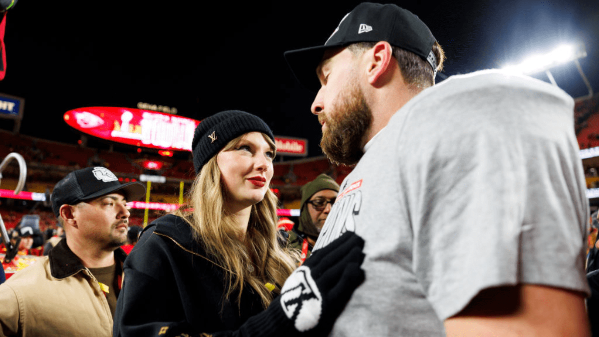 Taylor Swift & Travis Kelce Share Romantic Moment After Big Win