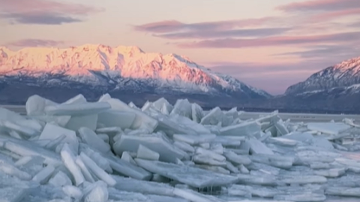 Ice Shoves Form On Lake In Breathtaking Natural Phenomenon – InspireMore