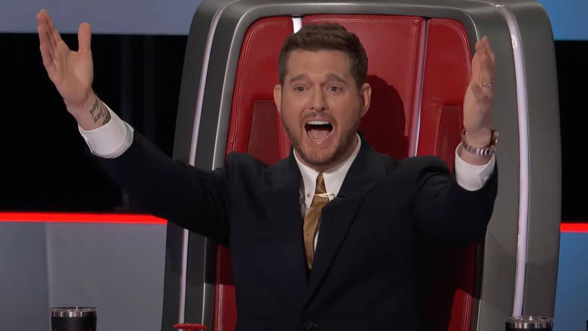 Michael Bublé Shows Off His Best Blake Shelton Mullet