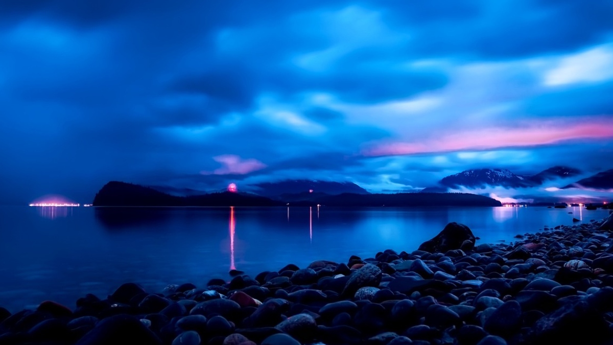 Strange Weather Phenomenon Causes "Blue Hour" In Alaska – InspireMore