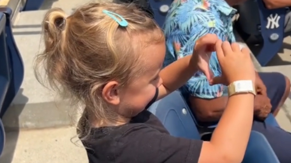 Baseball Star Always Finds His Daughter In The Stands – InspireMore