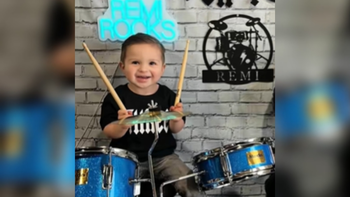 This Toddler Is A Natural Born Drummer — He Doesn't Miss A Beat ...