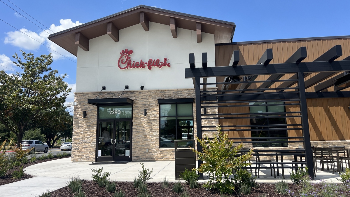 Chick-fil-A Serving Up 'Newstalgia’ with Fan Favorites – InspireMore