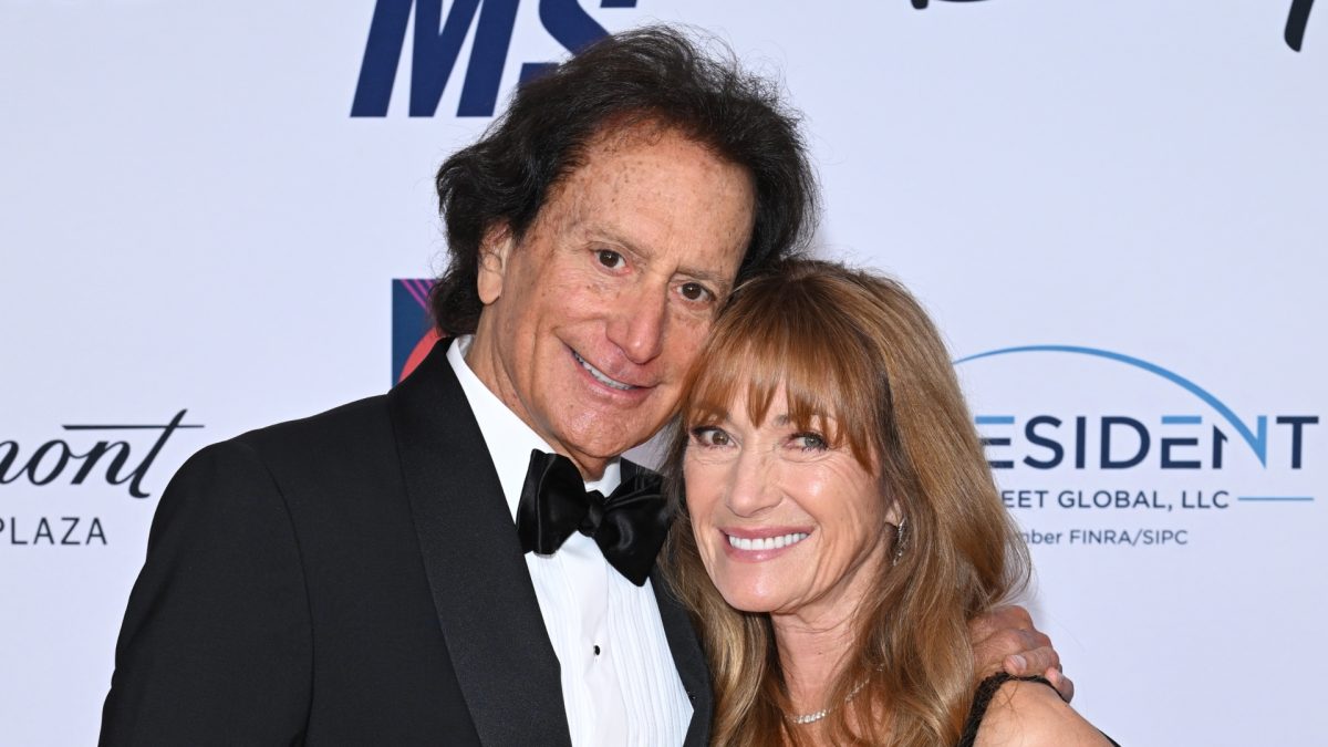 Jane Seymour is Engaged to John Zambetti – InspireMore